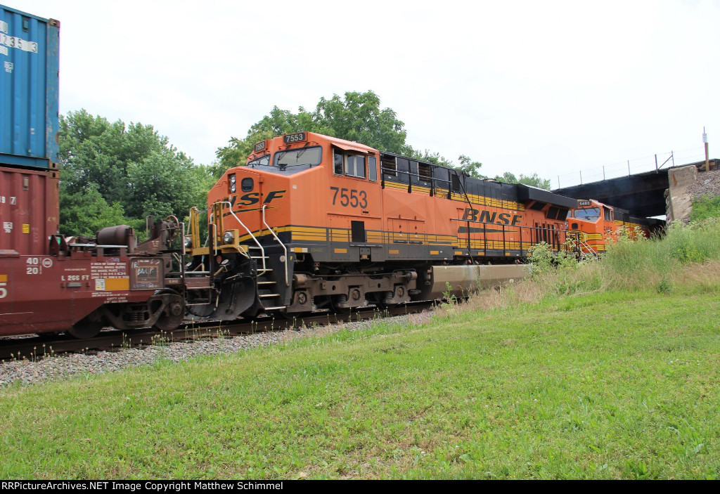 BNSF 7553